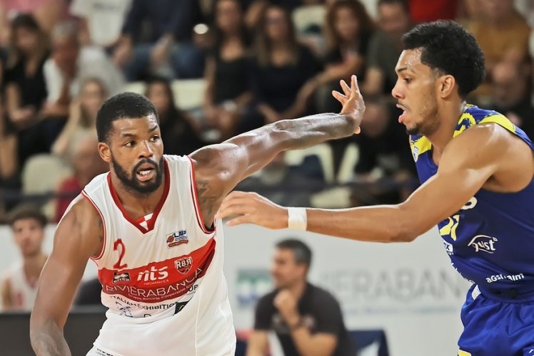 Unieuro Forlì-Rivierabanca Rimini, pre partita con coach Middleton e ...